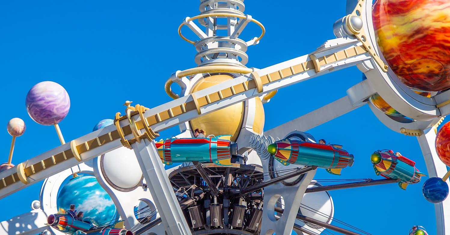 Astro Orbiter: Weltraum-Karussell im Tomorrowland im Magic Kingdom