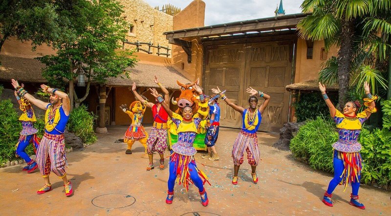 Timon's Mata Dance | Lion King & Jungle Festival
